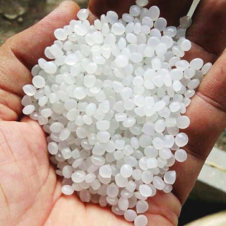 PLASTIK PE (POLIETILENA): Pengertian, Jenis, Sifat, Aplikasi, Kelebihan ...